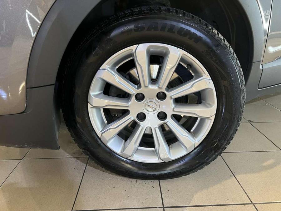 Grey Opel Crossland 2022 in Vilnius, with an engine capacity of 1.20 L and mileage of 36 thousand km for 13950 €, photo 26 on AUTOMOTO.COM.LV
