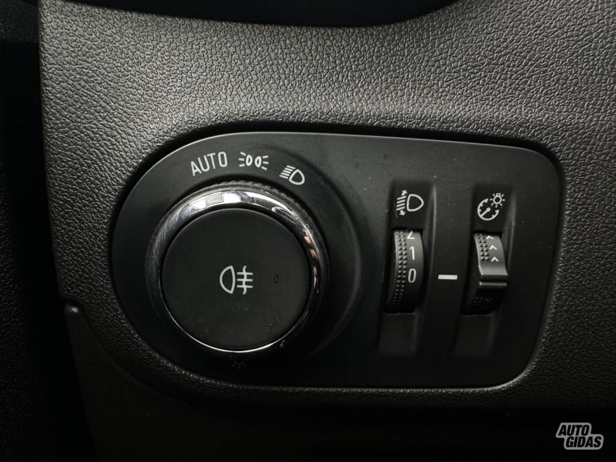 Pelēks Opel Crossland 2022 Avižieniai, ar dzinēja tilpumu 1.20 L un nobraukumu 36 tūkst. km par 13500 €, foto 22 vietnē AUTOMOTO.COM.LV