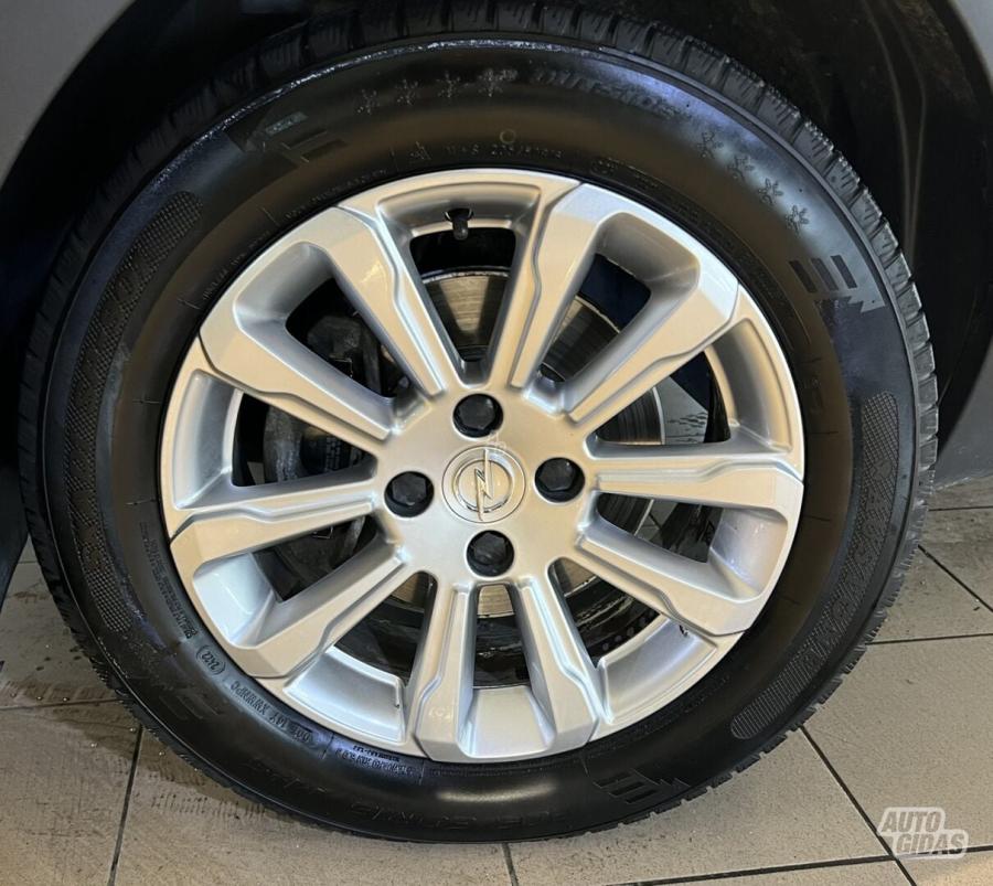 Серый Опель Crossland 2022 в Авиженяй, объемом двигателя 1.20 л и пробегом 72 тыс. км за 12950 €, фото 5 на AUTOMOTO.COM.LV