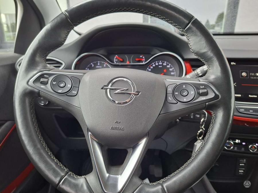 Серый Опель Crossland 2023 в Вильнюс, объемом двигателя 1.19 л и пробегом 99 тыс. км за 13000 €, фото 14 на AUTOMOTO.COM.LV