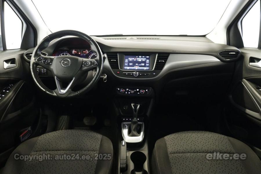 Grey Opel Crossland 2021 in Tallinn, with an engine capacity of 1.20 L and mileage of 86 thousand km for 13990 €, photo 8 on AUTOMOTO.COM.LV