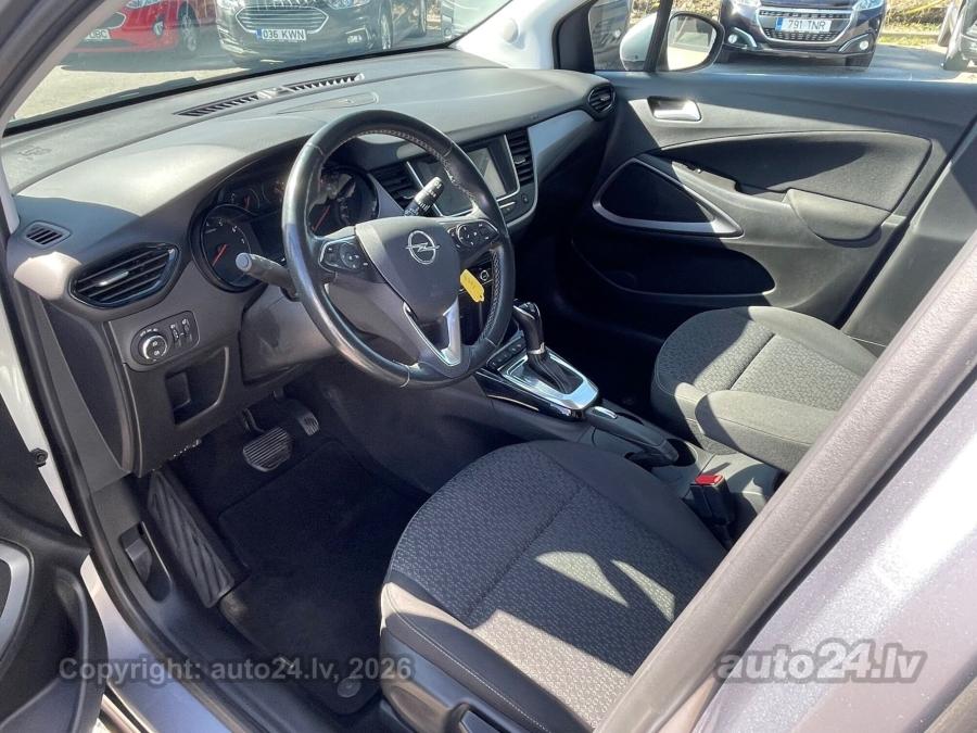 Grey Opel Crossland 2021 in Tartu, with an engine capacity of 1.20 L and mileage of 60 thousand km for 14990 €, photo 10 on AUTOMOTO.COM.LV