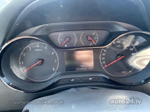 Grey Opel Crossland 2021 in Tartu, with an engine capacity of 1.20 L and mileage of 60 thousand km for 14990 €, photo 10 on AUTOMOTO.COM.LV