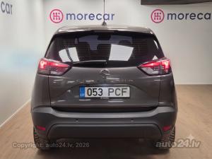Grey Opel Crossland 2021 in Tallinn, with an engine capacity of 1.20 L and mileage of 59 thousand km for 9900 €, photo 6 on AUTOMOTO.COM.LV