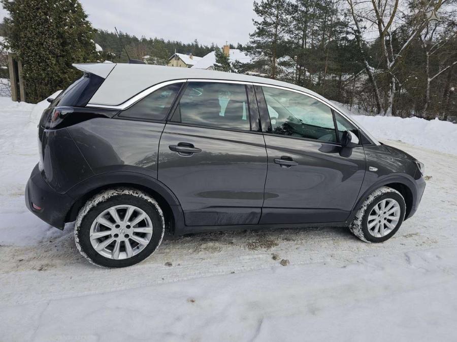Opel Crossland 2021 in Ukmerge, with an engine capacity of 1.20 L and mileage of 157 thousand km for 9900 €, photo 3 on AUTOMOTO.COM.LV