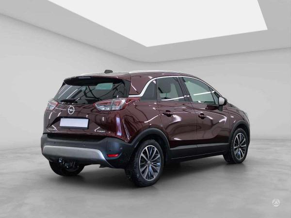 Red Opel Crossland 2018 in Kaunas, with an engine capacity of 1.20 L and mileage of 145 thousand km for 8990 €, photo 3 on AUTOMOTO.COM.LV