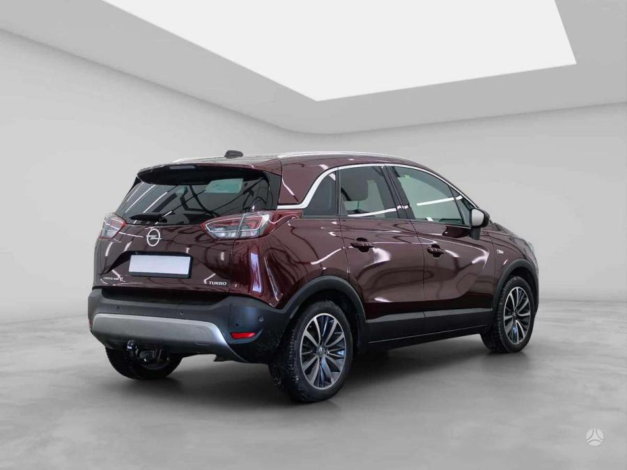Red Opel Crossland 2018 in Kaunas, with an engine capacity of 1.20 L and mileage of 145 thousand km for 8990 €, photo 4 on AUTOMOTO.COM.LV