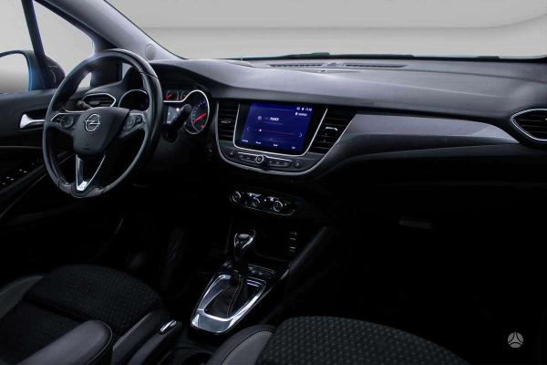 Red Opel Crossland 2018 in Kaunas, with an engine capacity of 1.20 L and mileage of 145 thousand km for 8990 €, photo 9 on AUTOMOTO.COM.LV