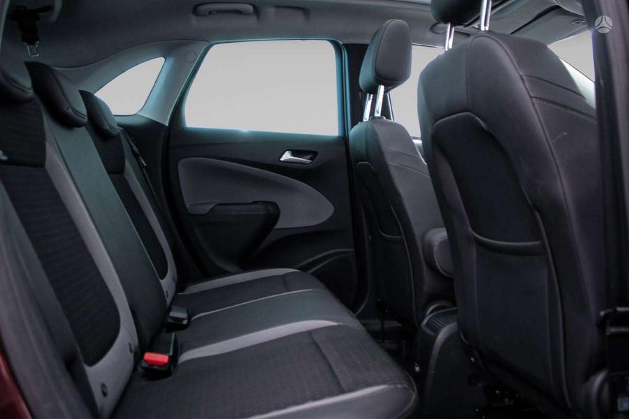Red Opel Crossland 2018 in Kaunas, with an engine capacity of 1.20 L and mileage of 145 thousand km for 8990 €, photo 11 on AUTOMOTO.COM.LV