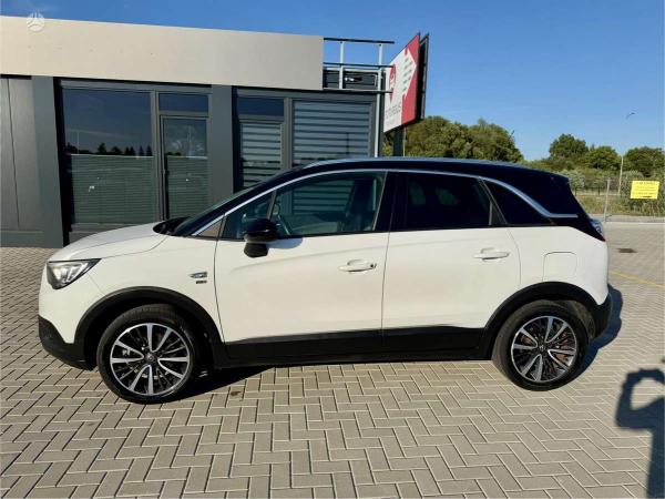 White Opel Crossland 2019 in Taurage, with an engine capacity of 1.20 L and mileage of 119 thousand km for 7500 €, photo 1 on AUTOMOTO.COM.LV