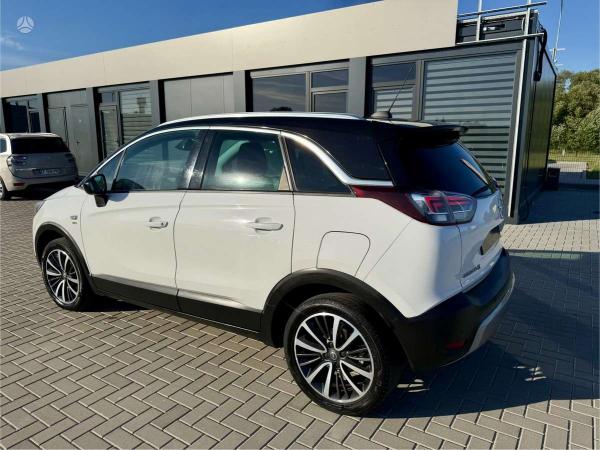 White Opel Crossland 2019 in Taurage, with an engine capacity of 1.20 L and mileage of 119 thousand km for 7500 €, photo 5 on AUTOMOTO.COM.LV
