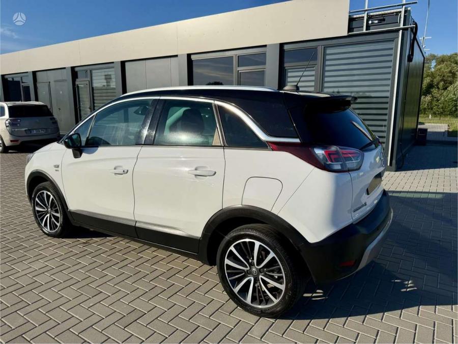 White Opel Crossland 2019 in Taurage, with an engine capacity of 1.20 L and mileage of 119 thousand km for 7500 €, photo 6 on AUTOMOTO.COM.LV