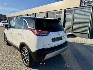White Opel Crossland 2019 in Taurage, with an engine capacity of 1.20 L and mileage of 119 thousand km for 7500 €, photo 7 on AUTOMOTO.COM.LV