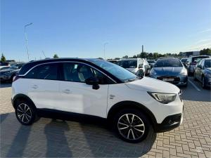 White Opel Crossland 2019 in Taurage, with an engine capacity of 1.20 L and mileage of 119 thousand km for 7500 €, photo 10 on AUTOMOTO.COM.LV