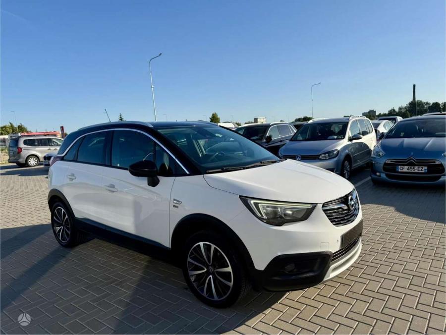 White Opel Crossland 2019 in Taurage, with an engine capacity of 1.20 L and mileage of 119 thousand km for 7500 €, photo 12 on AUTOMOTO.COM.LV