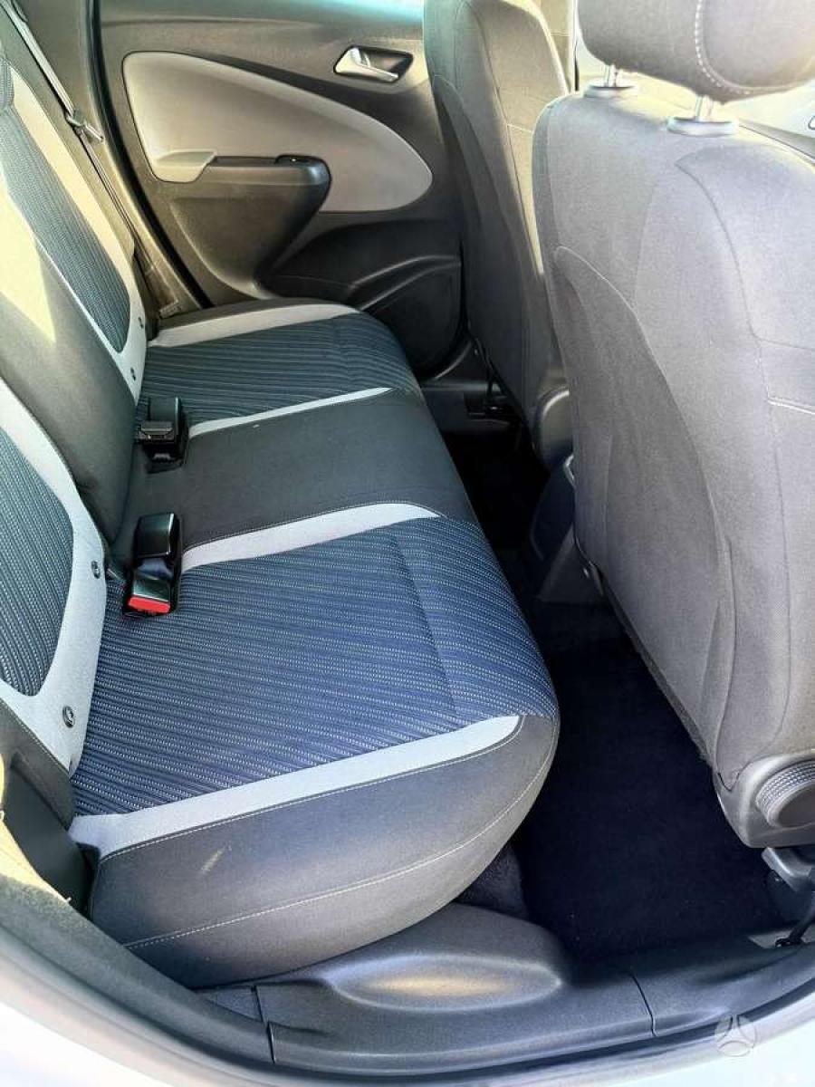 White Opel Crossland 2019 in Taurage, with an engine capacity of 1.20 L and mileage of 119 thousand km for 7500 €, photo 19 on AUTOMOTO.COM.LV