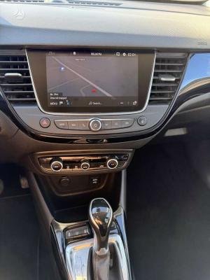 White Opel Crossland 2019 in Taurage, with an engine capacity of 1.20 L and mileage of 119 thousand km for 7500 €, photo 27 on AUTOMOTO.COM.LV