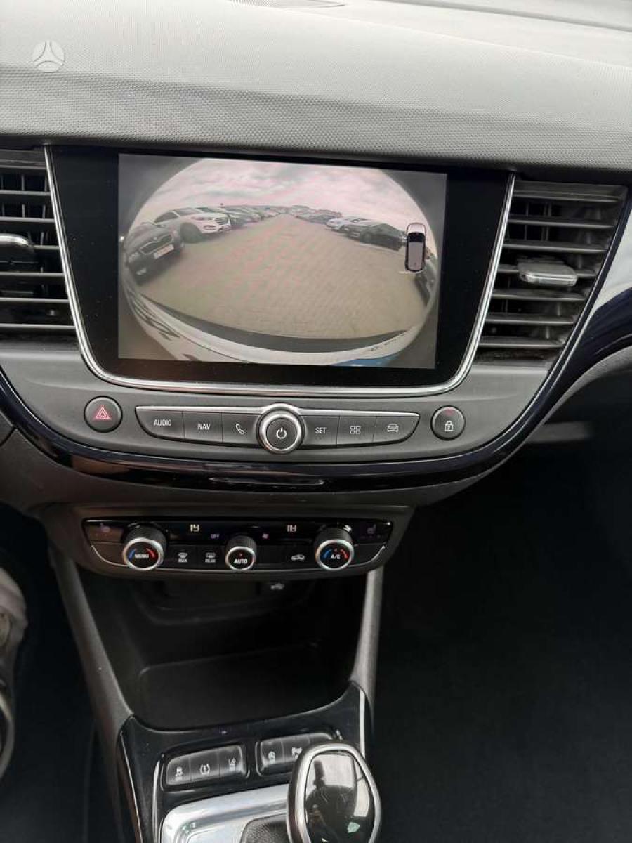 White Opel Crossland 2019 in Taurage, with an engine capacity of 1.20 L and mileage of 119 thousand km for 7500 €, photo 31 on AUTOMOTO.COM.LV
