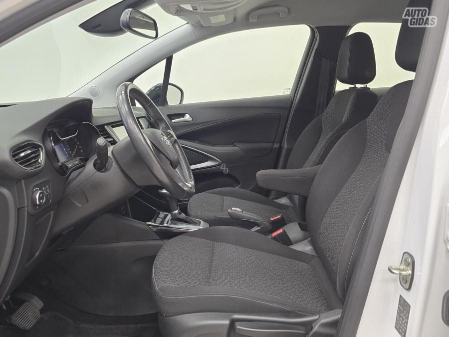 Balts Opel Crossland 2021 Viļņa, ar dzinēja tilpumu 1.20 L un nobraukumu 72 tūkst. km par 11900 €, foto 12 vietnē AUTOMOTO.COM.LV