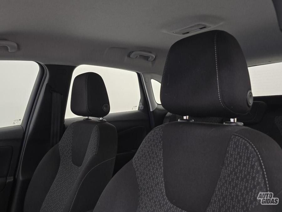 Balts Opel Crossland 2021 Viļņa, ar dzinēja tilpumu 1.20 L un nobraukumu 72 tūkst. km par 11900 €, foto 13 vietnē AUTOMOTO.COM.LV