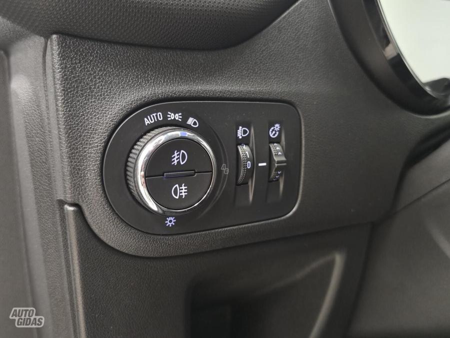 Balts Opel Crossland 2021 Viļņa, ar dzinēja tilpumu 1.20 L un nobraukumu 72 tūkst. km par 11900 €, foto 14 vietnē AUTOMOTO.COM.LV
