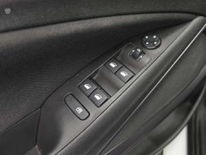 Белый Опель Crossland 2021 в Вильнюс, объемом двигателя 1.20 л и пробегом 79 тыс. км за 11490 €, фото 11 на AUTOMOTO.COM.LV