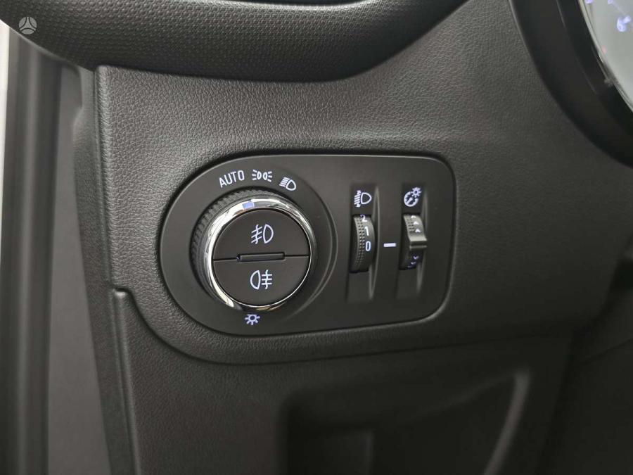 Белый Опель Crossland 2021 в Вильнюс, объемом двигателя 1.20 л и пробегом 79 тыс. км за 11490 €, фото 12 на AUTOMOTO.COM.LV