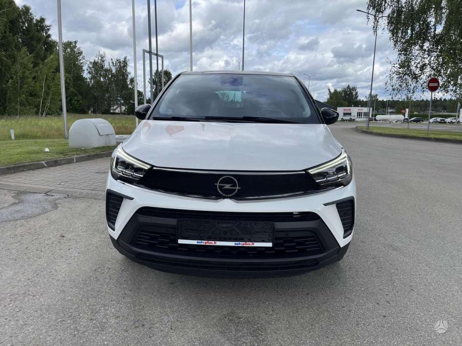 White Opel Crossland 2021 in Taurage, with an engine capacity of 1.50 L and mileage of 284 thousand km for 8300 €, photo 3 on AUTOMOTO.COM.LV