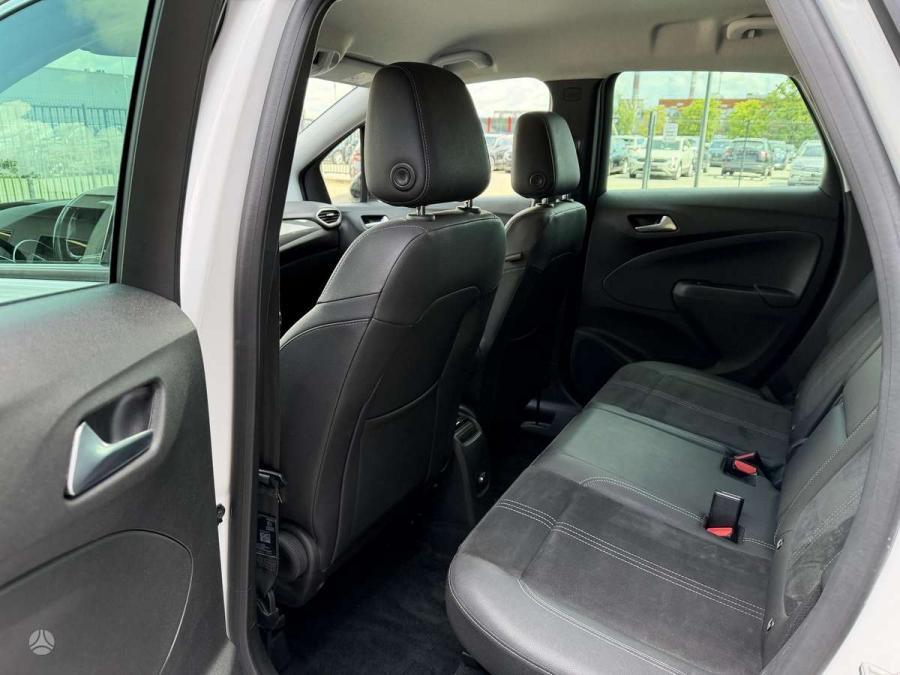 Balts Opel Crossland 2023 Kauņa, ar dzinēja tilpumu 1.20 L un nobraukumu 188 tūkst. km par 10800 €, foto 12 vietnē AUTOMOTO.COM.LV