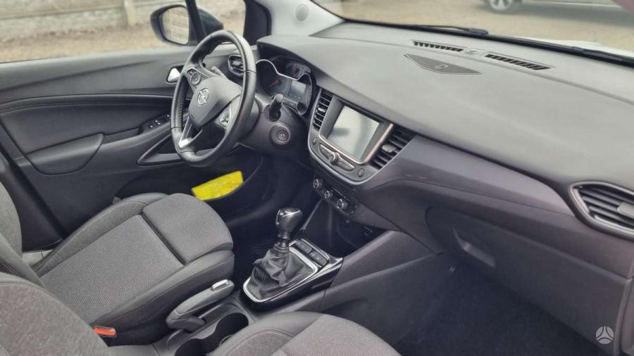 Белый Опель Crossland 2021 в Таураге, объемом двигателя 1.20 л и пробегом 118 тыс. км за 8300 €, фото 8 на AUTOMOTO.COM.LV