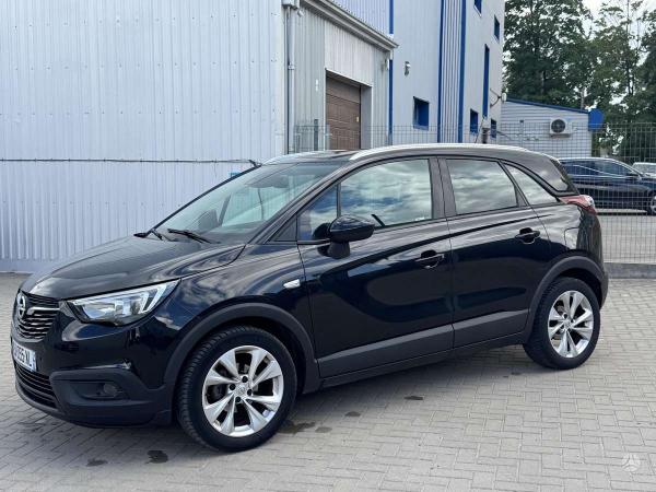 Black Opel Crossland X 2017 in Taurage, with an engine capacity of 1.56 L and mileage of 168 thousand km for 6950 €, photo 1 on AUTOMOTO.COM.LV