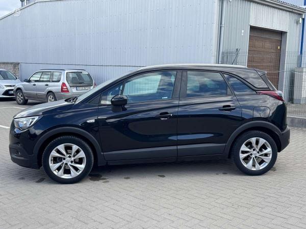 Black Opel Crossland X 2017 in Taurage, with an engine capacity of 1.56 L and mileage of 168 thousand km for 6950 €, photo 3 on AUTOMOTO.COM.LV