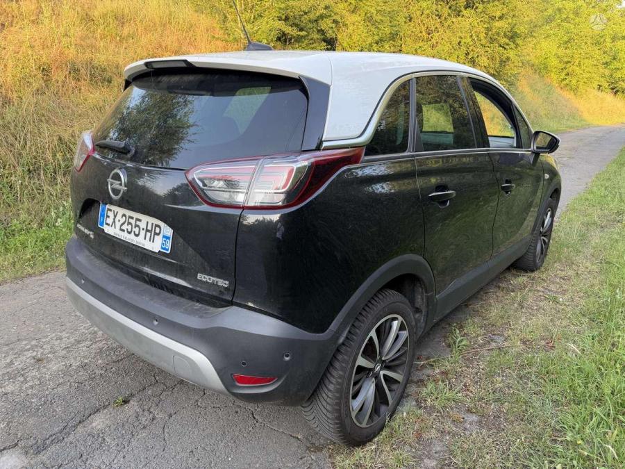 Черный Опель Crossland X 2018 в Таураге, объемом двигателя 1.20 л и пробегом 92 тыс. км за 8300 €, фото 4 на AUTOMOTO.COM.LV