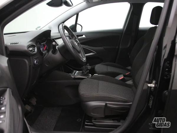 Black Opel Crossland X 2019 in Vilnius, with an engine capacity of 1.20 L and mileage of 117 thousand km for 9899 €, photo 4 on AUTOMOTO.COM.LV