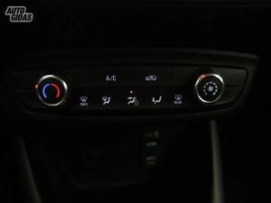 Black Opel Crossland X 2019 in Vilnius, with an engine capacity of 1.20 L and mileage of 117 thousand km for 9899 €, photo 21 on AUTOMOTO.COM.LV
