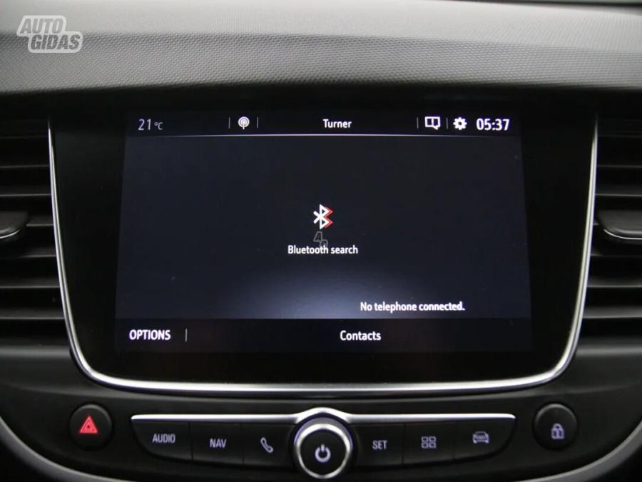 Black Opel Crossland X 2019 in Vilnius, with an engine capacity of 1.20 L and mileage of 117 thousand km for 9899 €, photo 24 on AUTOMOTO.COM.LV