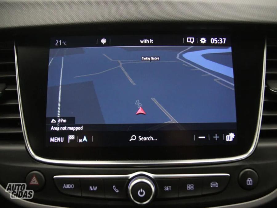 Black Opel Crossland X 2019 in Vilnius, with an engine capacity of 1.20 L and mileage of 117 thousand km for 9899 €, photo 25 on AUTOMOTO.COM.LV