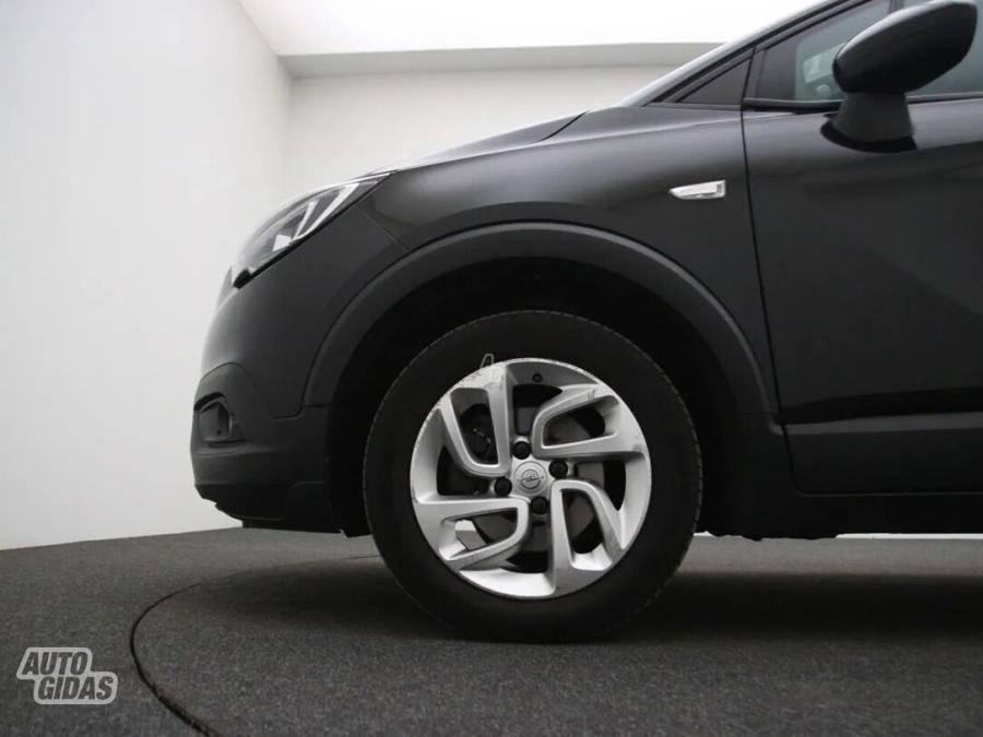 Black Opel Crossland X 2019 in Vilnius, with an engine capacity of 1.20 L and mileage of 117 thousand km for 9899 €, photo 29 on AUTOMOTO.COM.LV