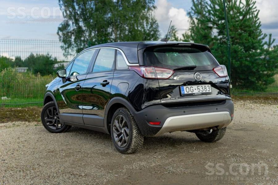 Black Opel Crossland X 2020 in Riga, with an engine capacity of 1.20 L and mileage of 158 thousand km for 9900 €, photo 4 on AUTOMOTO.COM.LV