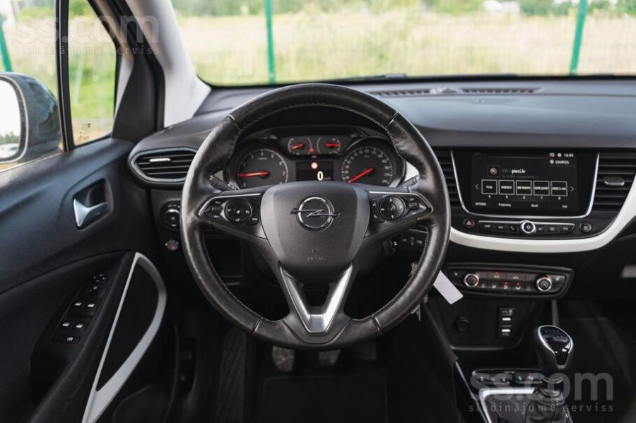 Black Opel Crossland X 2020 in Riga, with an engine capacity of 1.20 L and mileage of 158 thousand km for 9900 €, photo 15 on AUTOMOTO.COM.LV
