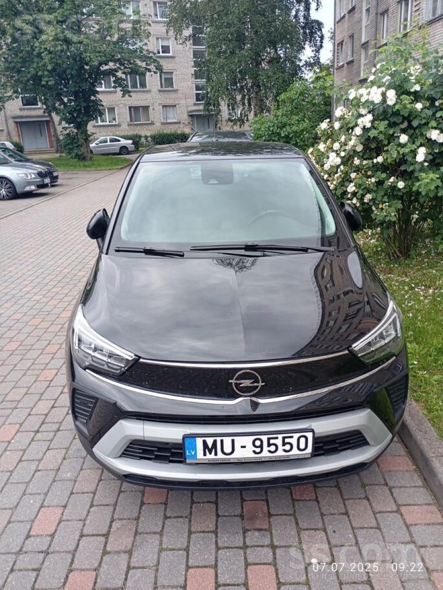 Black Opel Crossland X 2021 in Ventspils, with an engine capacity of 1.20 L and mileage of 74 thousand km for 12000 €, photo 1 on AUTOMOTO.COM.LV
