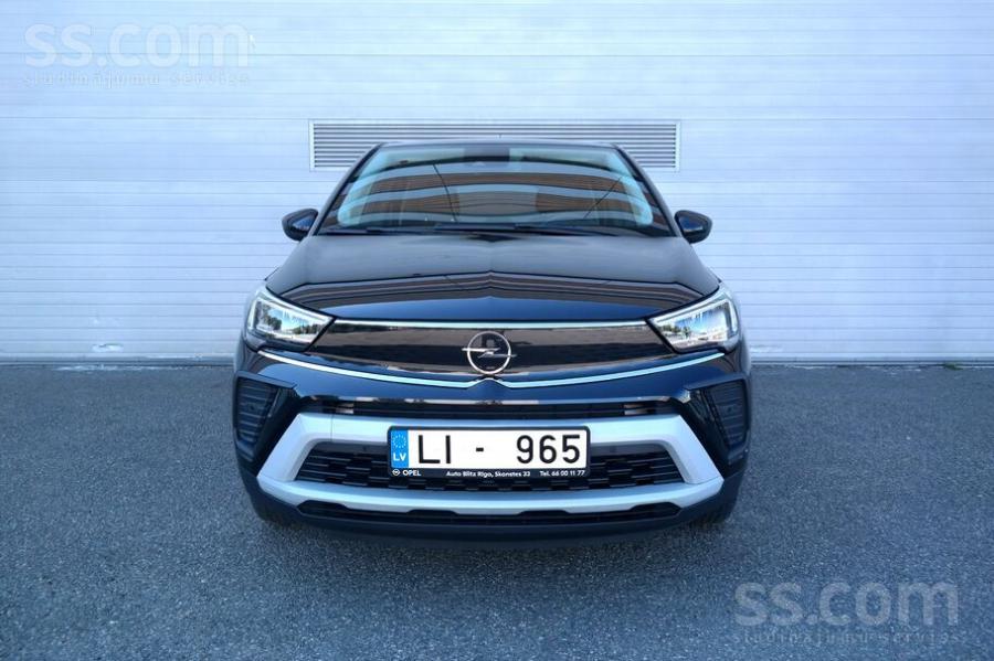 Black Opel Crossland X 2021 in Riga, with an engine capacity of 1.20 L and mileage of 84 thousand km for 13500 €, photo 6 on AUTOMOTO.COM.LV