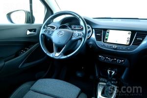 Black Opel Crossland X 2021 in Riga, with an engine capacity of 1.20 L and mileage of 84 thousand km for 13500 €, photo 8 on AUTOMOTO.COM.LV
