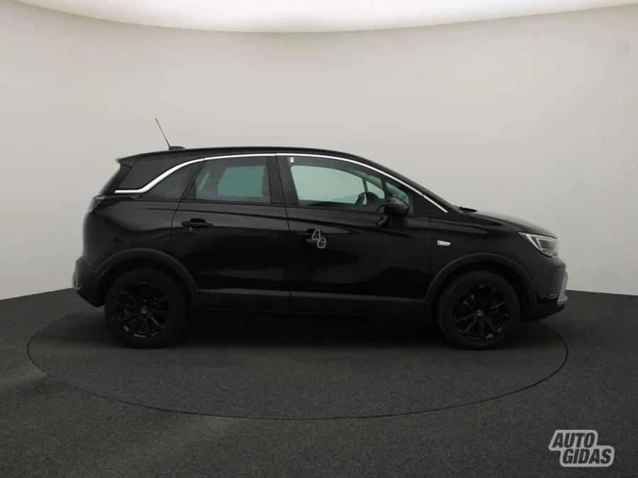 Black Opel Crossland X 2021 in Vilnius, with an engine capacity of 1.20 L and mileage of 124 thousand km for 10999 €, photo 10 on AUTOMOTO.COM.LV