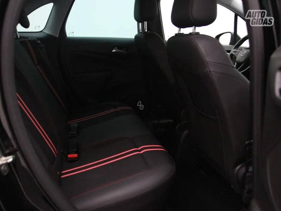 Black Opel Crossland X 2021 in Vilnius, with an engine capacity of 1.20 L and mileage of 124 thousand km for 10999 €, photo 16 on AUTOMOTO.COM.LV