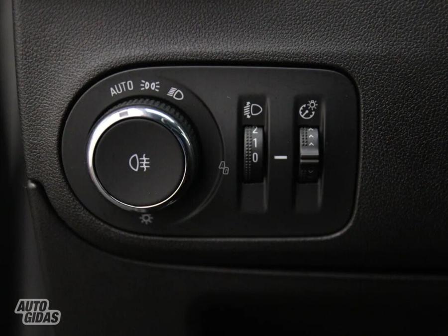 Black Opel Crossland X 2021 in Vilnius, with an engine capacity of 1.20 L and mileage of 124 thousand km for 10999 €, photo 28 on AUTOMOTO.COM.LV