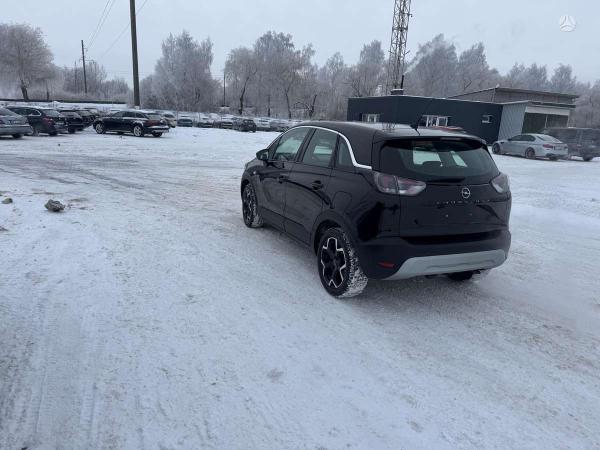 Black Opel Crossland X 2022 in Marijampole, with an engine capacity of 1.20 L and mileage of 25 thousand km for 12950 €, photo 3 on AUTOMOTO.COM.LV