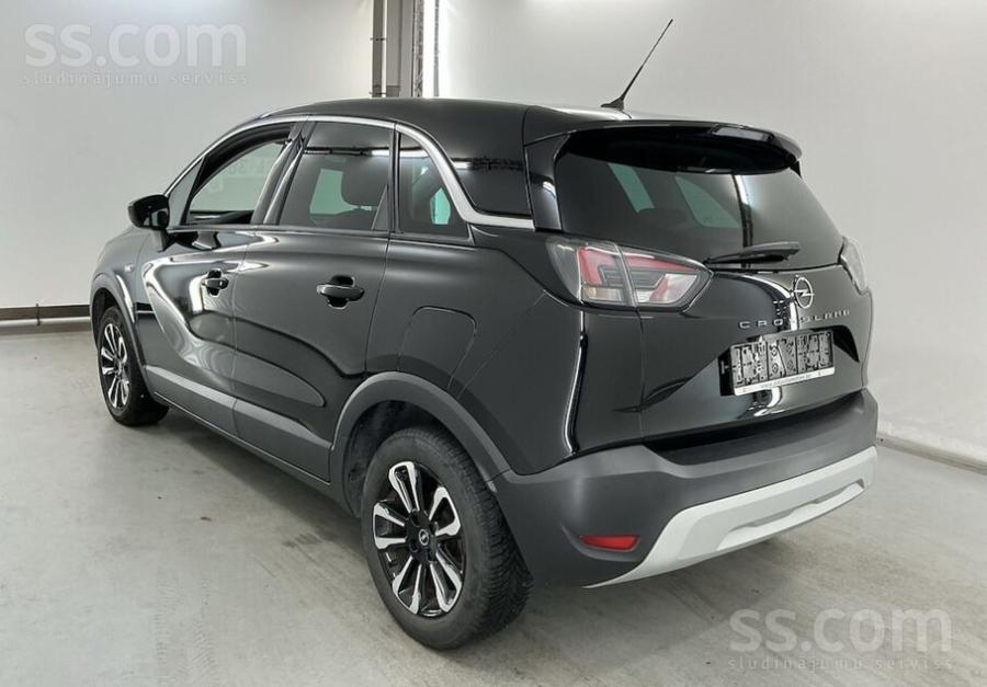 Black Opel Crossland X 2023 in Jelgava, with an engine capacity of 1.20 L and mileage of 105 thousand km for 12900 €, photo 3 on AUTOMOTO.COM.LV