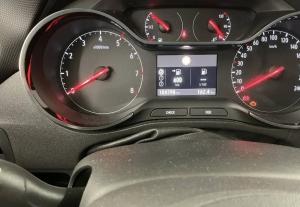 Black Opel Crossland X 2023 in Jelgava, with an engine capacity of 1.20 L and mileage of 105 thousand km for 12900 €, photo 5 on AUTOMOTO.COM.LV