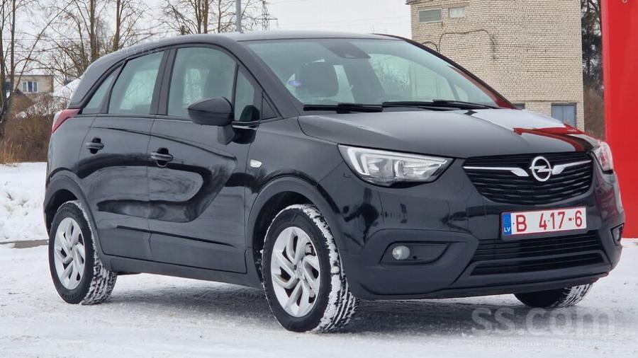 Black Opel Crossland X 2018 in Jelgava, with an engine capacity of 1.20 L and mileage of 101 thousand km for 8950 €, photo 1 on AUTOMOTO.COM.LV
